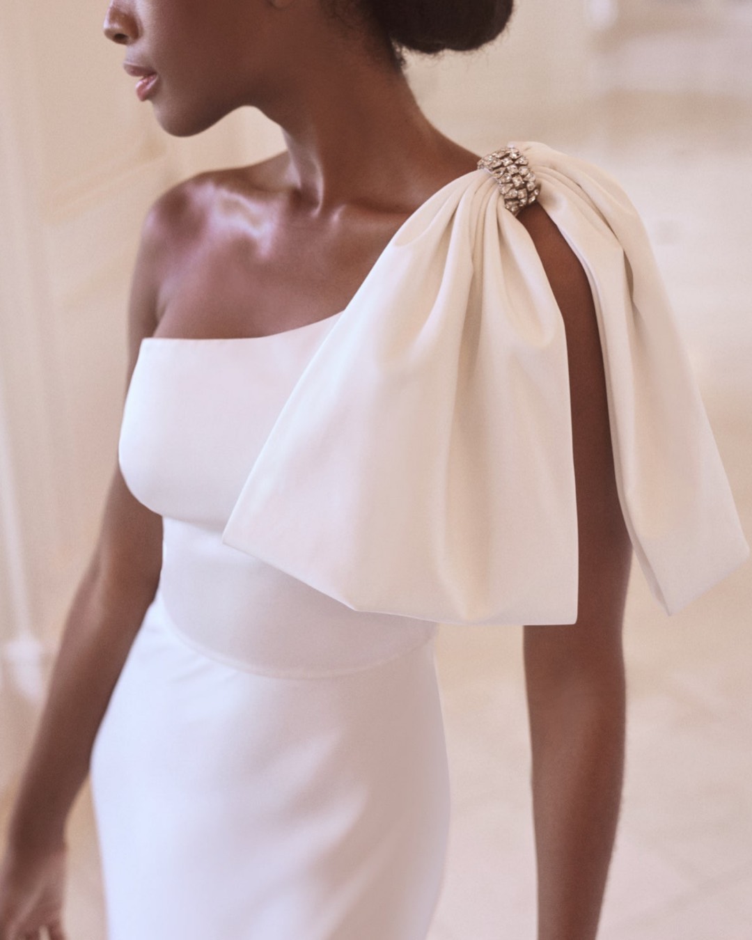 18 Stylish and Unique Wedding Dresses: Gowns that Make a Statement ...